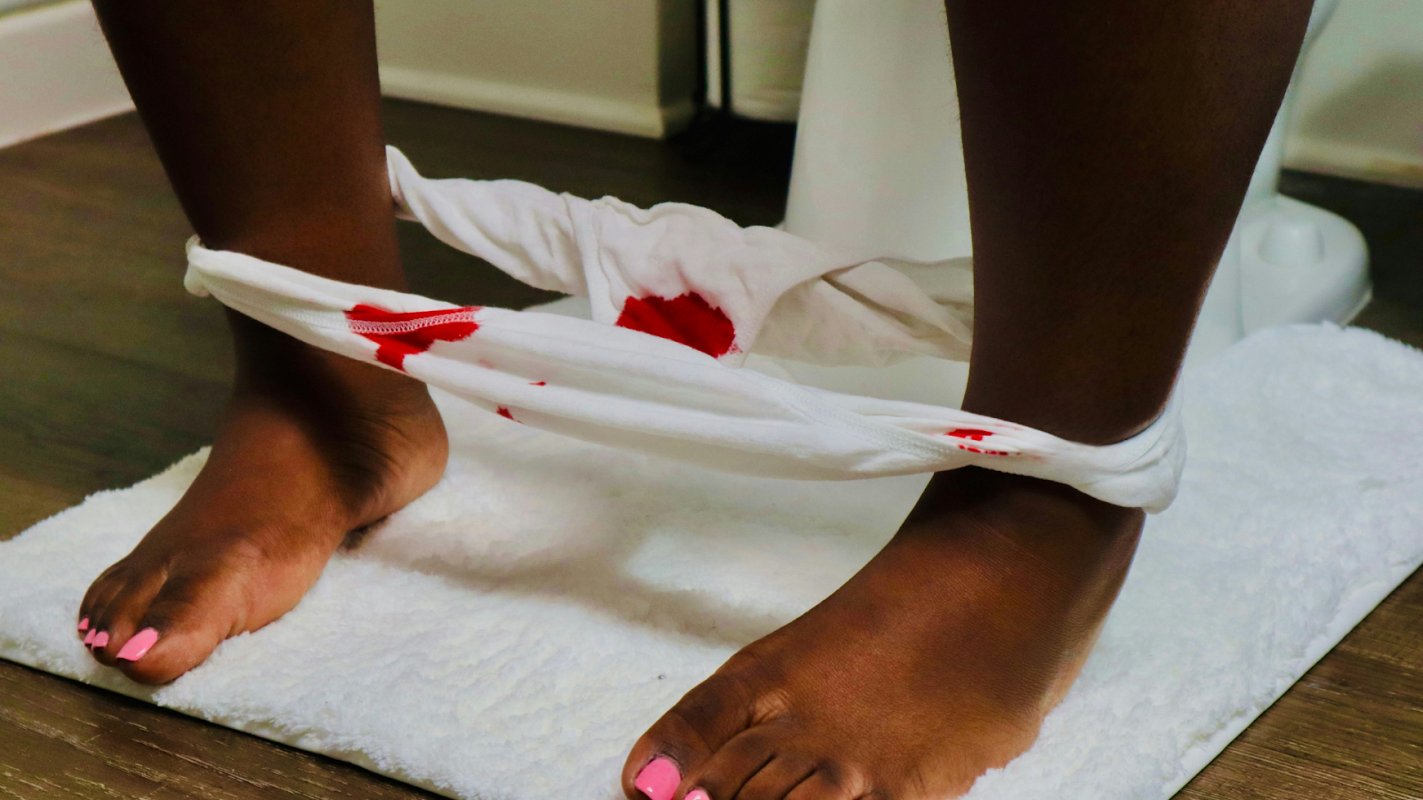 What Causes Heavy Periods? Common Reasons and Solutions | Saalt