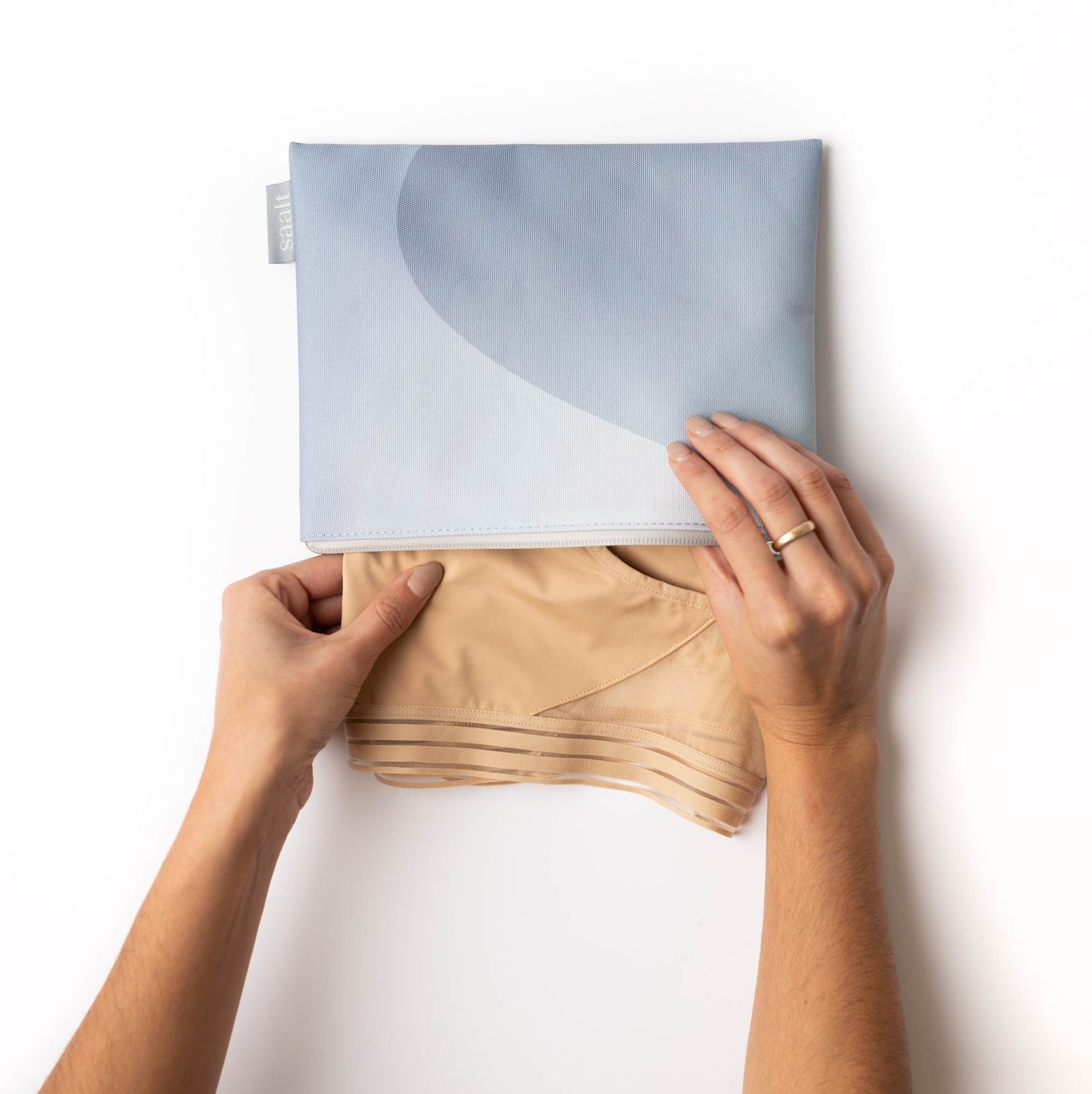 Saalt Wear Go Bag | Saalt