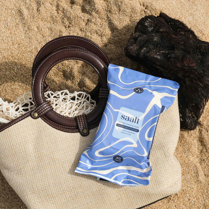 Mentrual Cup & Disc Wipes | Saalt